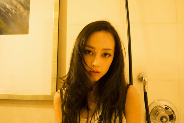 PHOTO - ICONIQ UNKNOWN