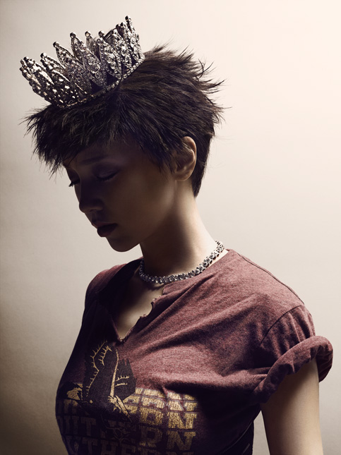 PHOTO - ICONIQ UNKNOWN